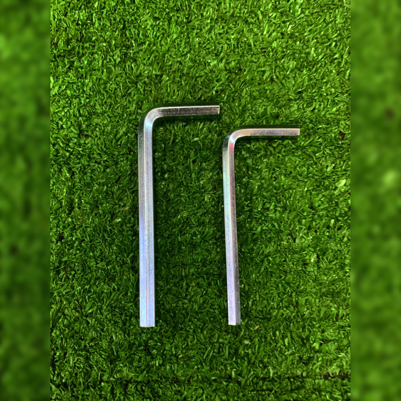 TREETOOLS ชุดประแจ รุ่น 5ชิ้น สำหรับ เครื่องตัดหญ้า ชุดมี หกเหลี่ยม 2อัน ไขควง 1อัน บล็อคหัว ...