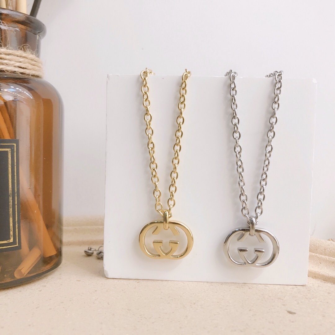 Casual Gucci Necklace Chain Letter Logo Choker Titanium Steel Pendant ...
