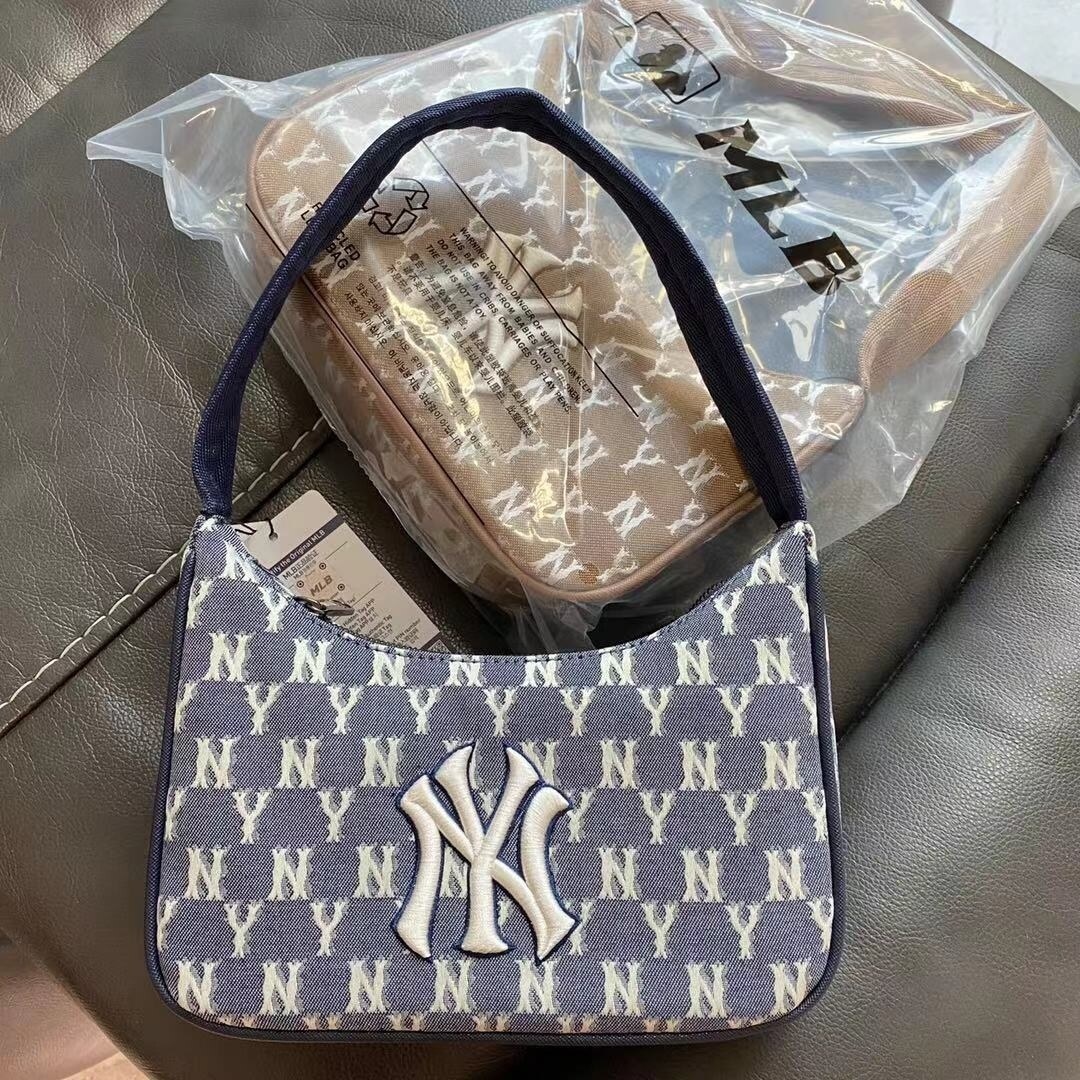 MLB alar bag new female Han Guoxia presbyopic cowboy makeup bag hand ...