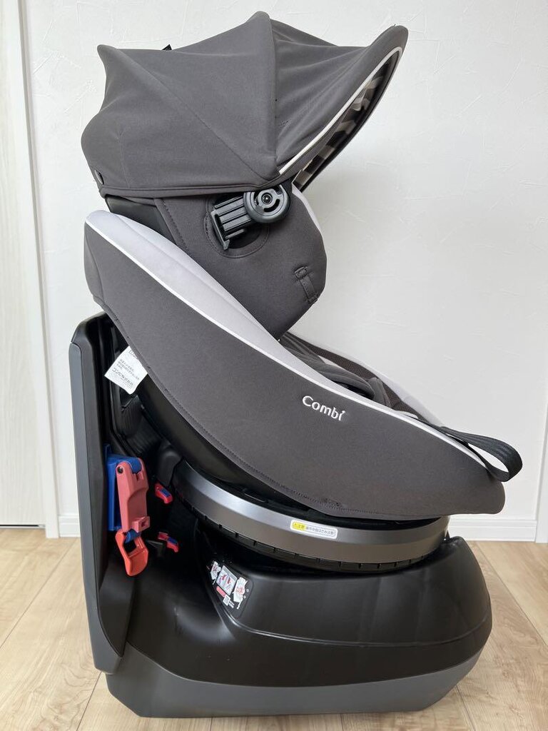 คาร์ซีทมือสอง -- COMBI CULMOVE SMART ISOFIX Egg Shock สีกรมท่า (ปี20xx) - มัม ทรัสต์ - ThaiPick