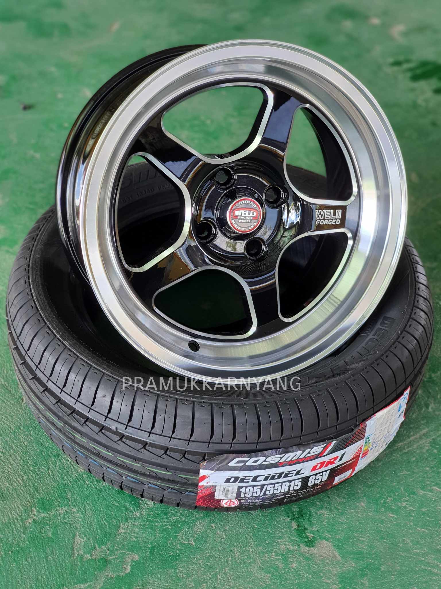 ล้อแม็กซ์ weld ขอบ15 15x7.0 4รู100 ET35 CB73.1 สีดำขอบเงา แถมฟรีฝาปิดจุกลม (ราคา1ยาง1แม็กหรือ ...