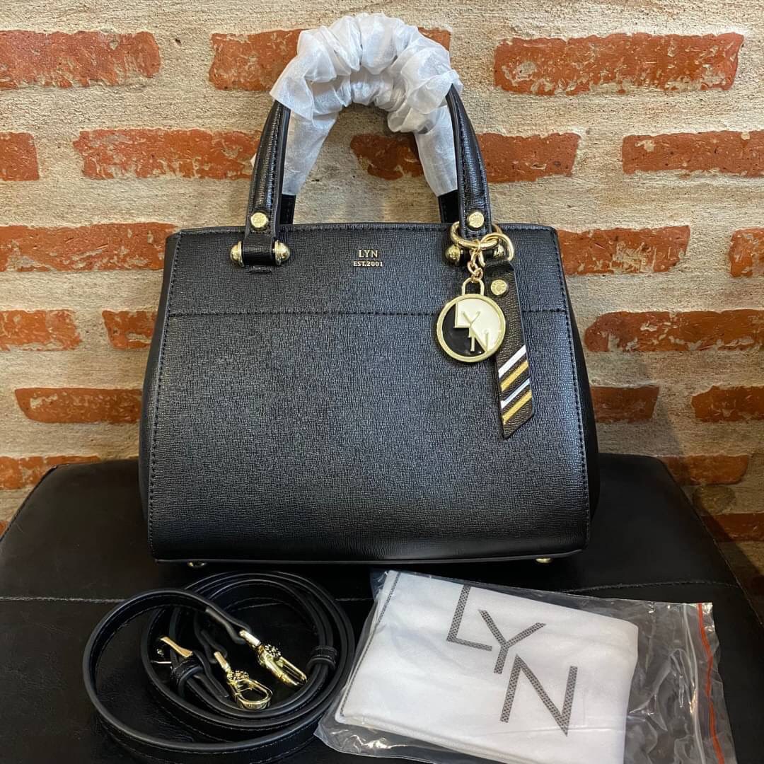 ใหม่ LYN Handbag Crossbody bag กระเป๋า กระเป๋าสะพายข้าง กระเป๋าถือ ...