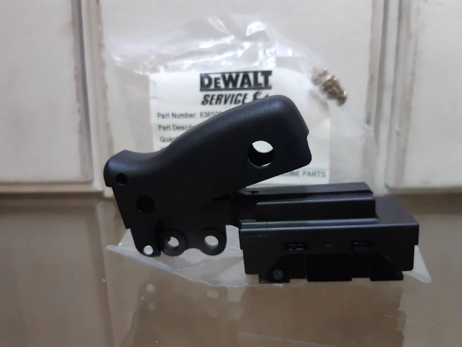DeWALT motor with pinion อะไหล่ มอเตอร์ DC 18 v.(พร้อมเฟืองขับ) part no ...