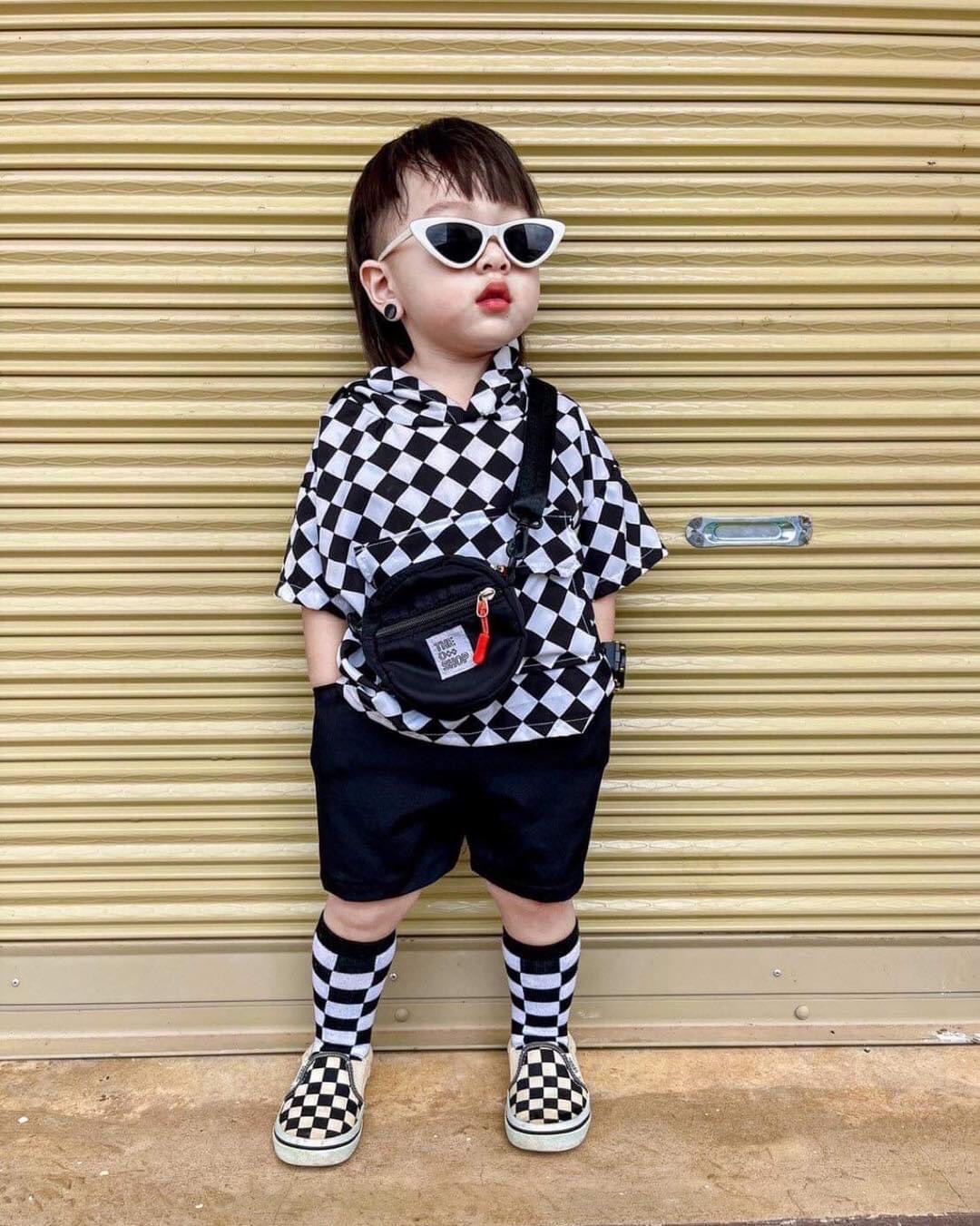 ชุดเซ็ทเด็กมีฮู้ดตารางเฉียงขาวดำสุดต๊าซหล่อเท่ห์สุดๆ - Fahty Shops ...