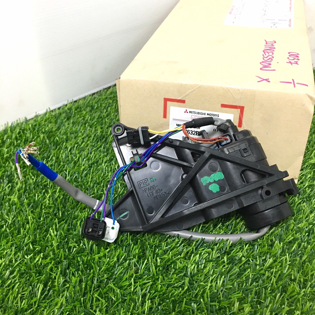 (ลด50%)มอเตอร์กระจกมองข้าง ขวา สำหรับรุ่นที่มีไฟเลี้ยวในกระจกมองข้าง มิ ...