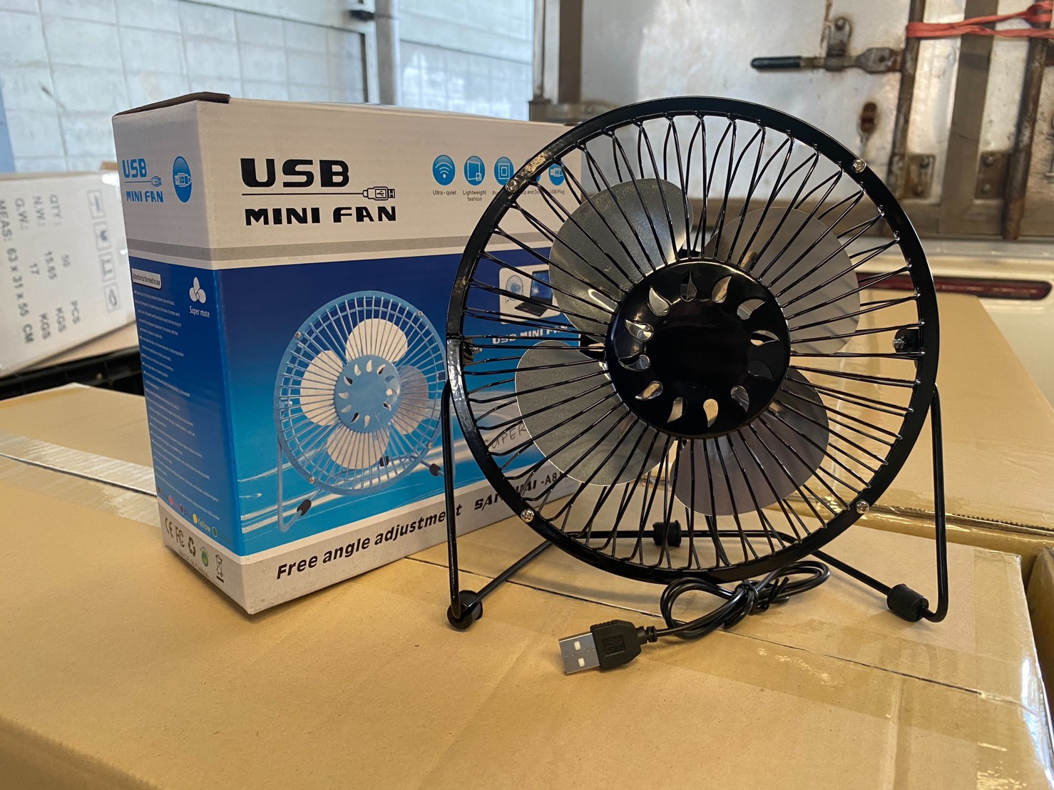 พัดลมตั้งโต๊ะ 4ใบพัด ขนาด6นิ้ว แบบเสียบสายUSB พัดลมสแตนเลส พัดลมขนาด ...