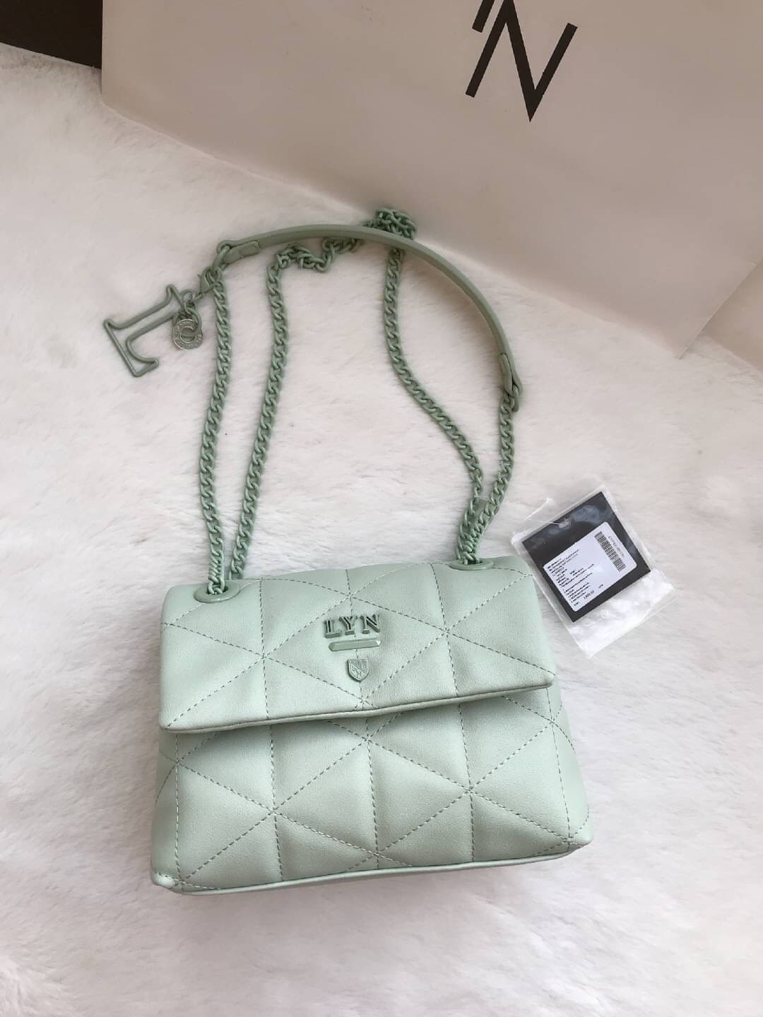 กระเป๋าสะพายลิน Lyn Mini Crossbody Bag สินค้ามาใหม่ กระเป๋าสะพายหนัง ...