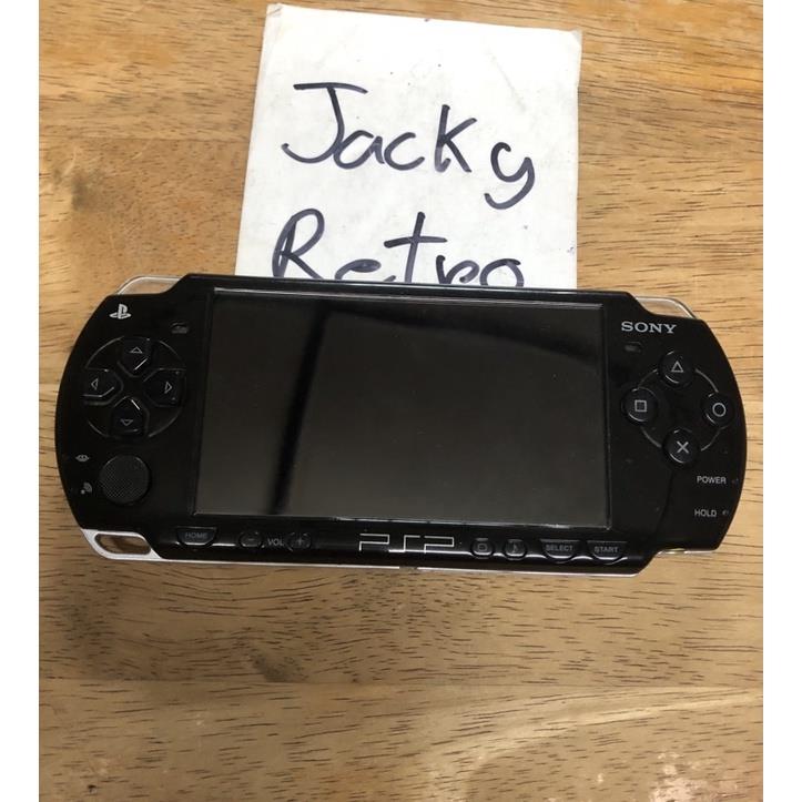 PSP PSP รุ่น 2000 และรุ่น 3000 แปลงแล้วครบชุด ลงเกมตามสั่ง เก็บเงินปลาย ...