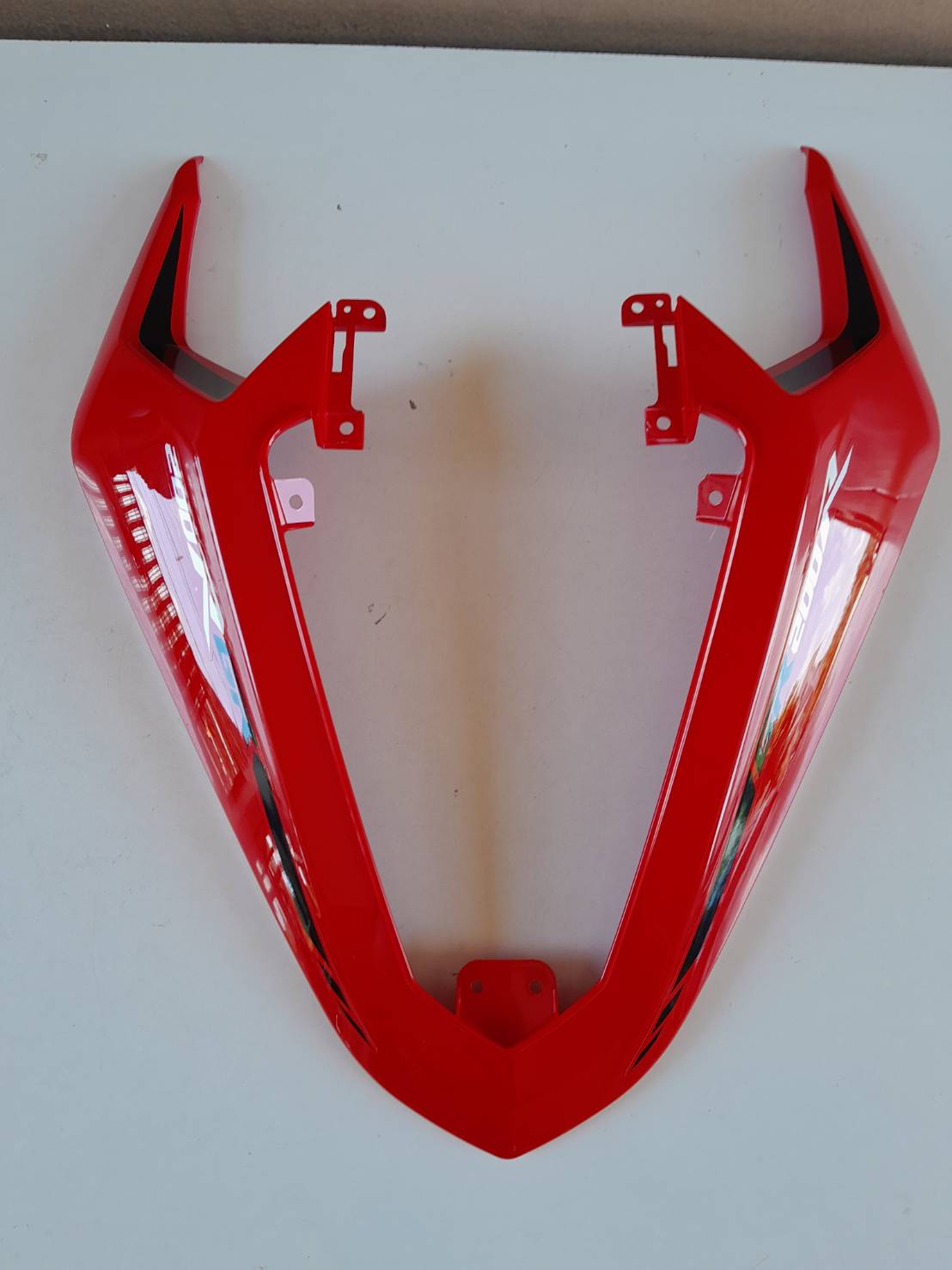 โครงยึดไฟท้าย GPX GR200R 2V สีแดง รุ่น Limited (LTD) ของแท้เบิกศูนย์ ...