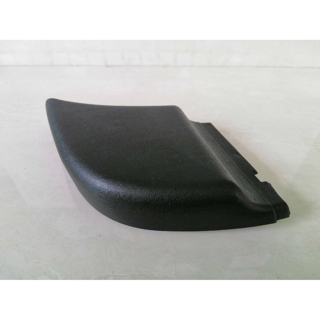 ราคาพิเศษ พลาสติกมุมกันชนท้าย TOYOTA VIGO ปี2003-2011, 2500,3000 ข้าง LH(ซ้าย) ราคาอันละ 120บาท ...