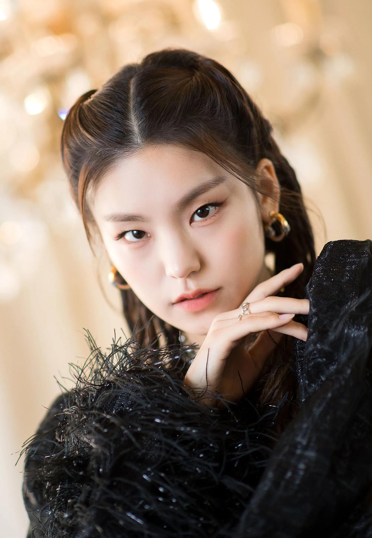 โปสเตอร์ Yeji เยจี ITZY อิดจี Korean Group Kpop ดาราเกาหลี รูปภาพขนาด ...