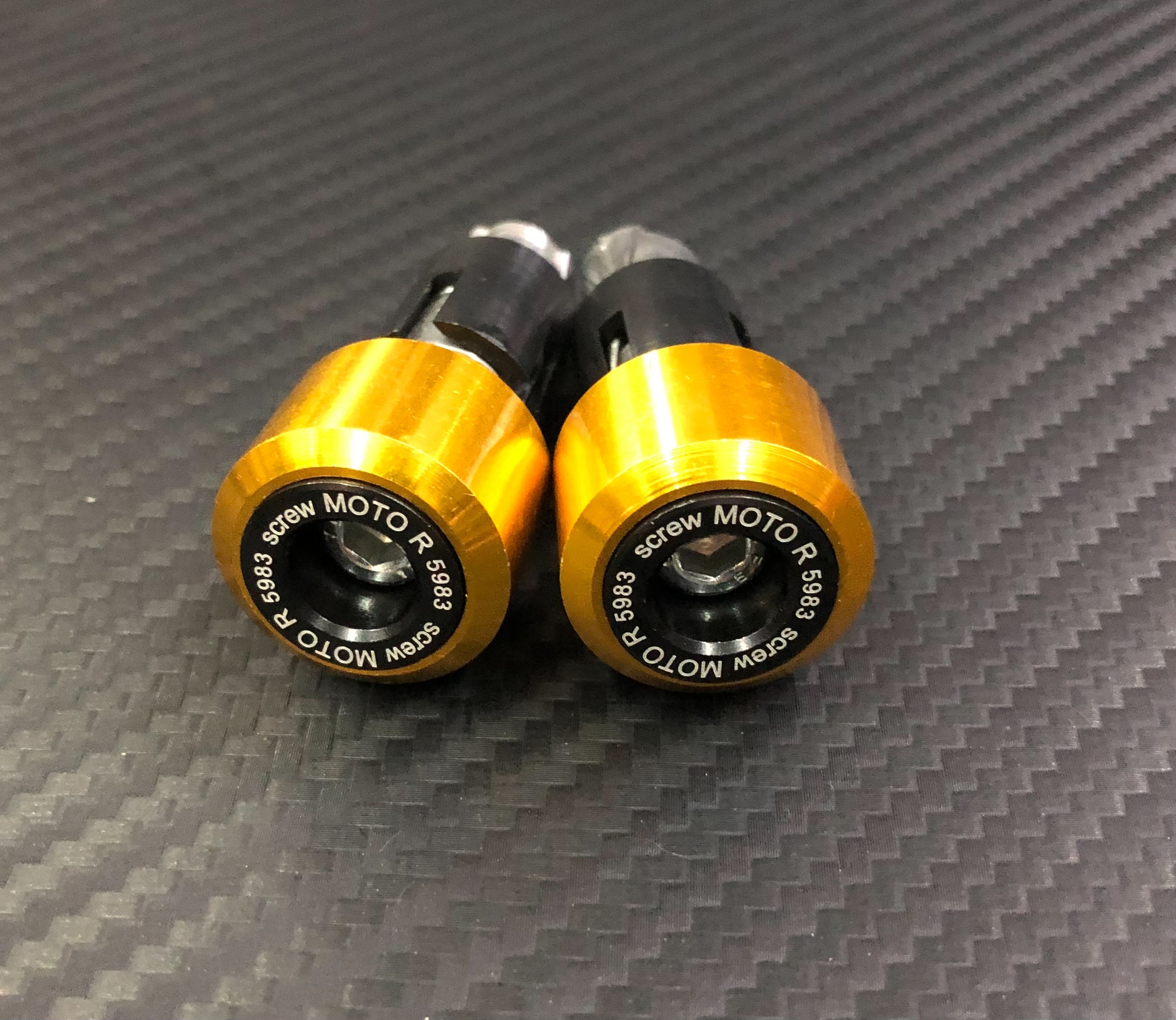 อุดปลายแฮนด์ มีเนียมอย่างดี เกรดพรีเมี่ยม ใส่ได้ทุกรุ่น มี5สี ดำ เงิน ...