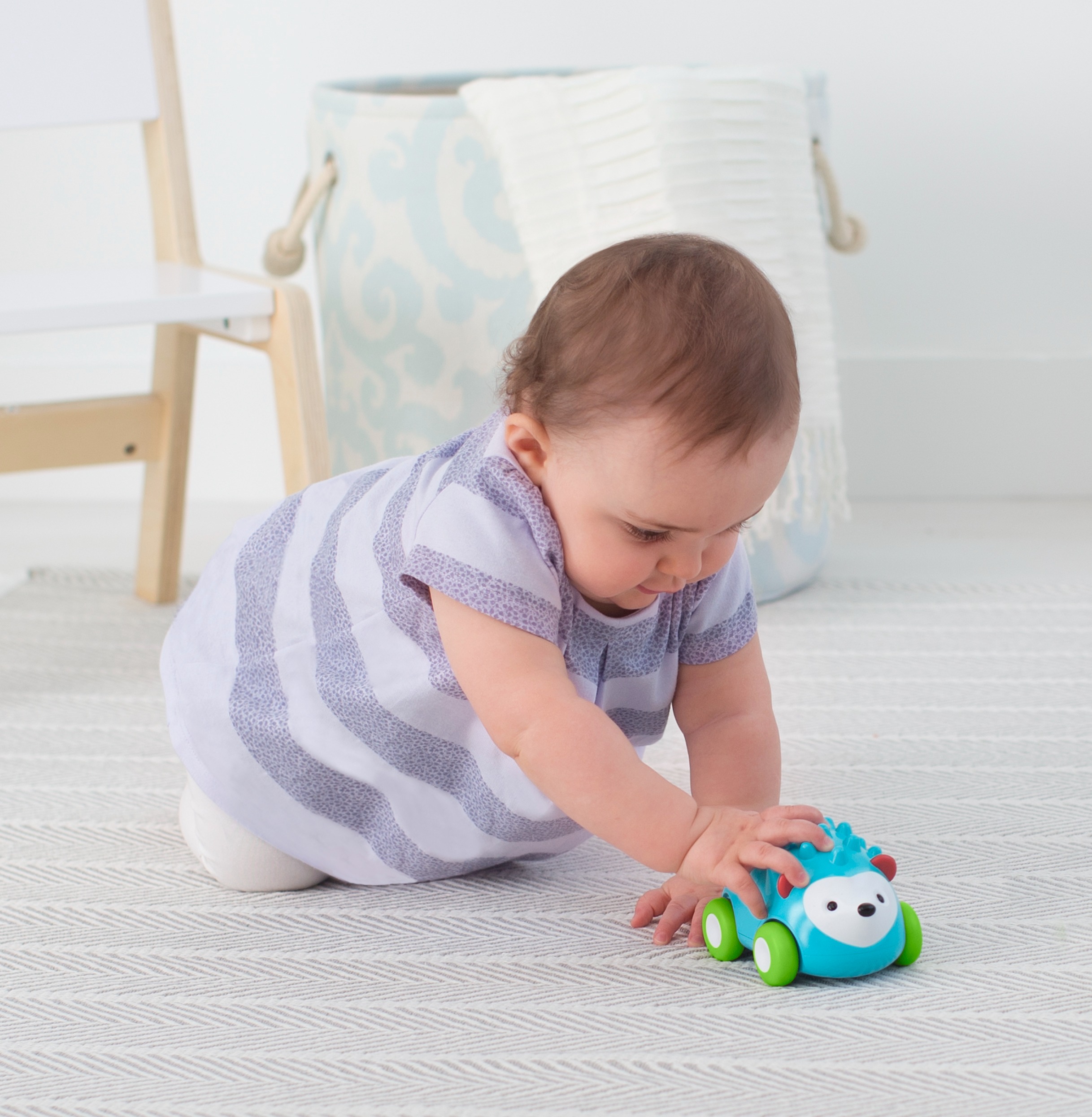 Skip Hop ของเล่น EXPLORE&MORE : PULL & GO CAR-HEDGEHOG - Skip Hop ...