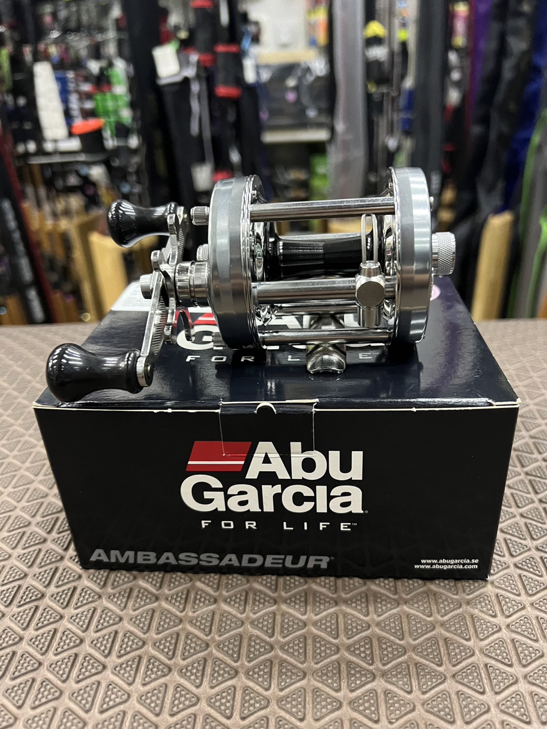 Abu Garcia Ambassadeur rocket บลูเกย์ 6500cs | Lazada.co.th