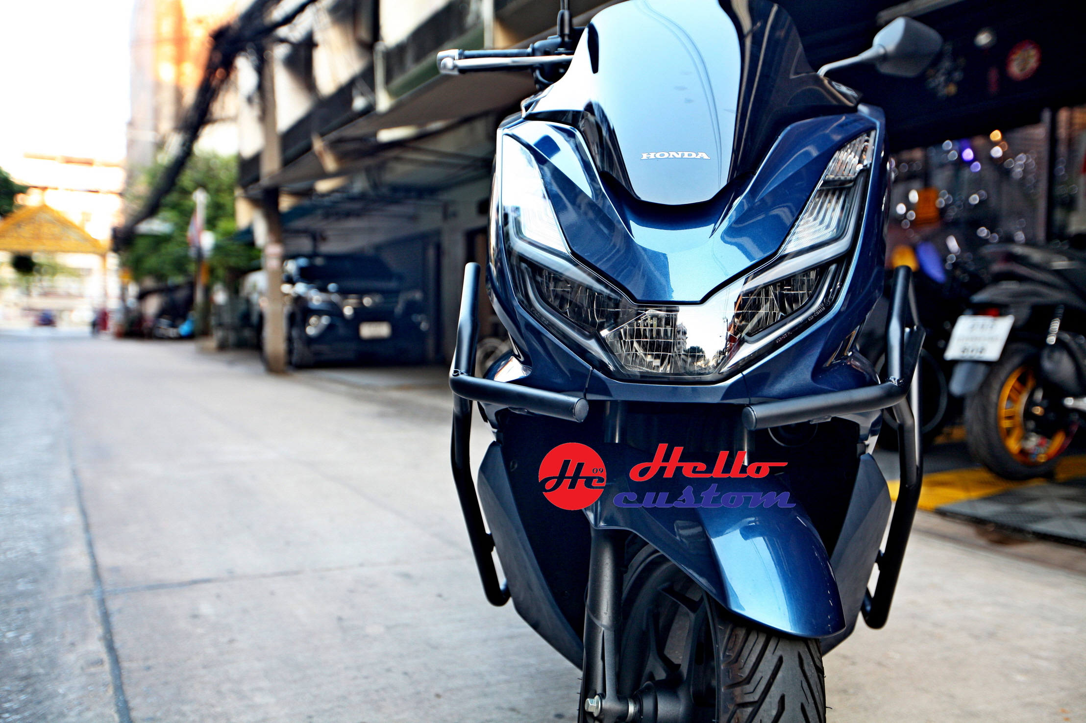 แคชบาร์ allnew PCX 160 V1 ต้องตัดหมุดยึดพักเท้าข้างละ 1 ตัวนะครับ ...
