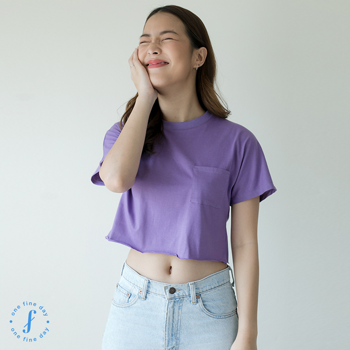 Fine Basic Crop Top เสื้อยืดครอปเบสิคมีกระเป๋า (รวมสี) | Lazada.co.th